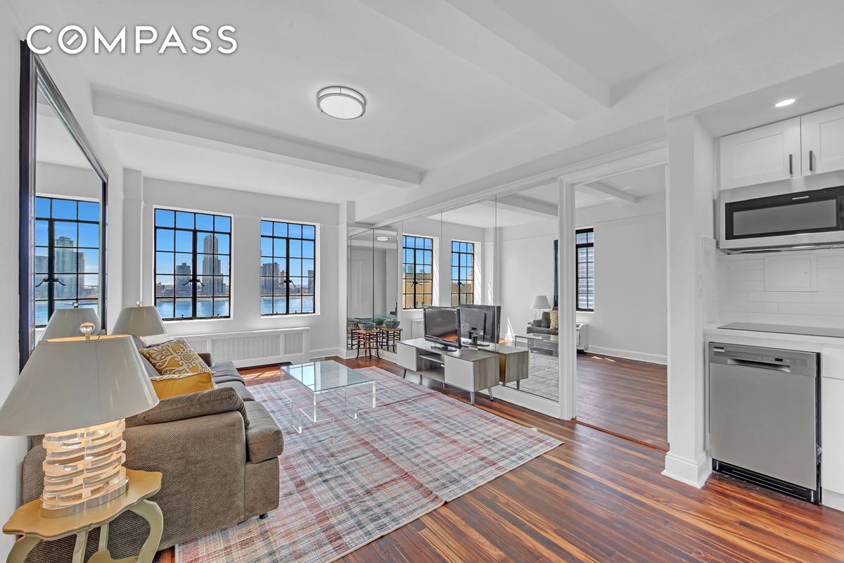 Cooper & Cooper - Tudor City Place