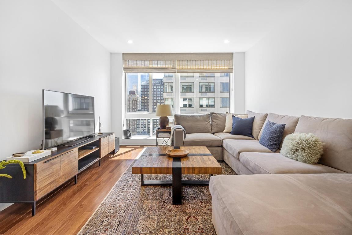 Cooper & Cooper - Riverside Boulevard